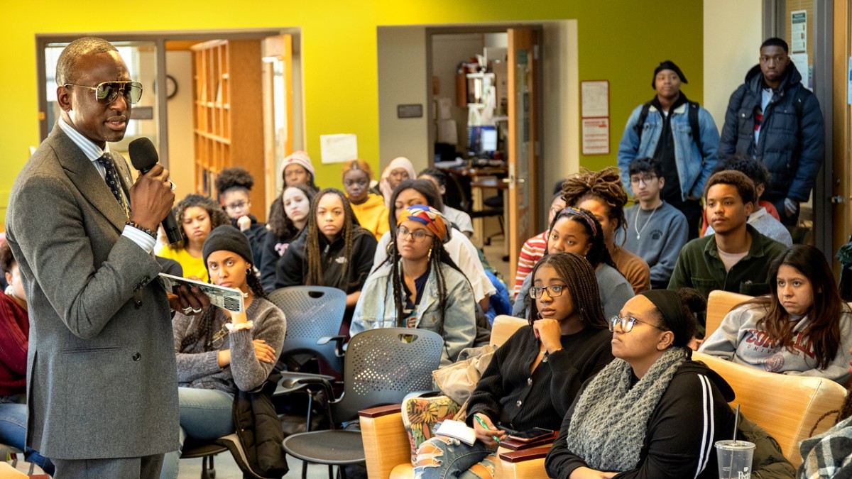 Salaam promotes value of resilience, faith in MLK Lecture | Cornell ...