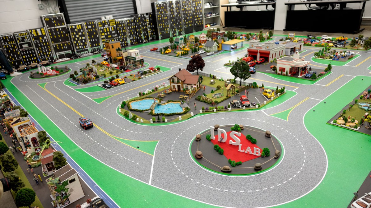 Mini smart city drives design of safer automated transportation ...