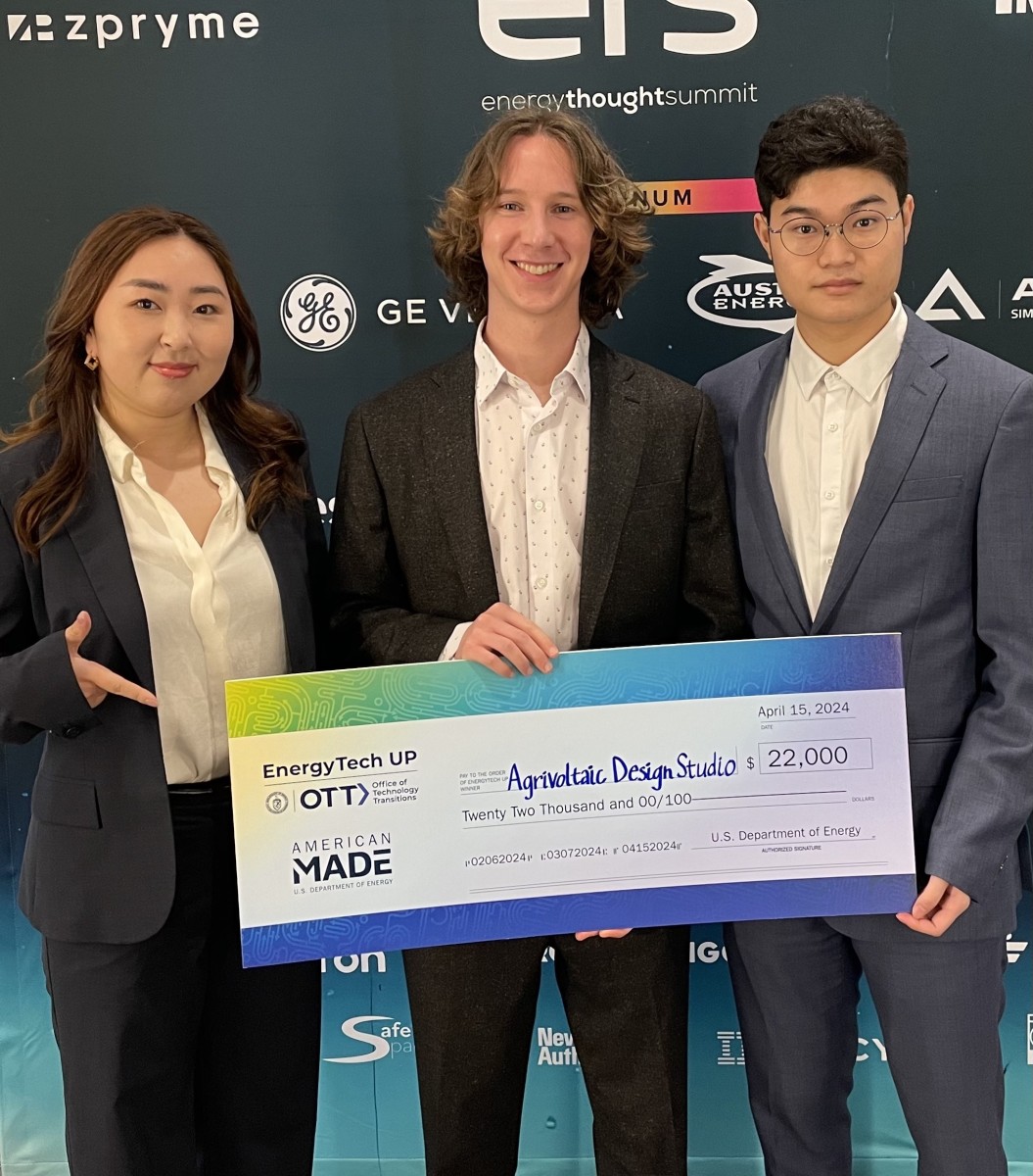 Students win DOE solar prize with Agrivoltaic Design Studio | Cornell ...