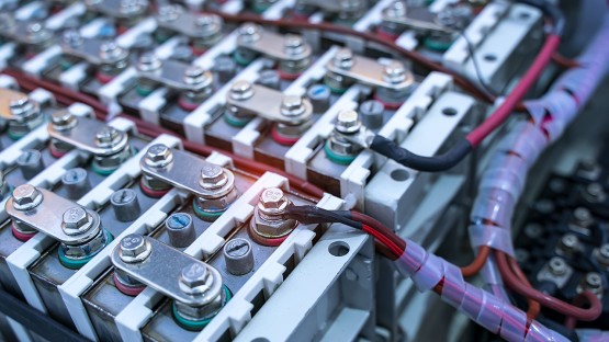 Fast-charging lithium battery seeks to eliminate ‘range anxiety ...