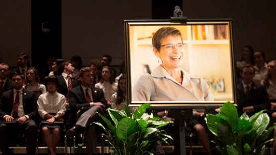 Recalling Garrett as a 'force of nature with a stunning smile ...