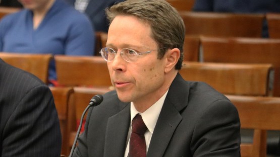 Geoengineering might address climate change, MacMartin tells Congress ...