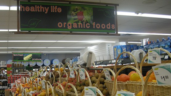 Studies explore how supermarkets source foods for low-income customers ...