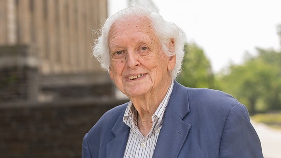 Jerrold Meinwald wins Benjamin Franklin Medal in Chemistry | Cornell ...