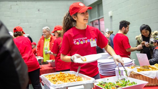Record 3,560 enjoy Winter Employee Celebration dinner | Cornell Chronicle