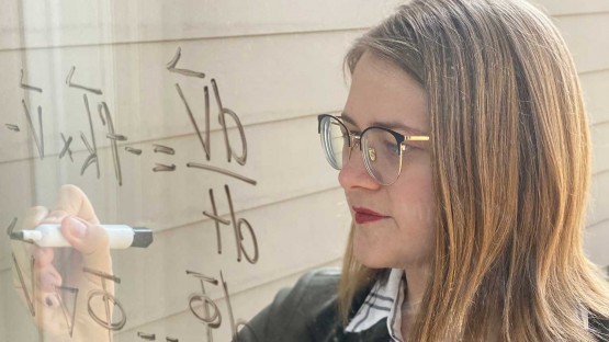 Applied math/astronomy student receives Zonta Amelia Earhart Fellowship ...