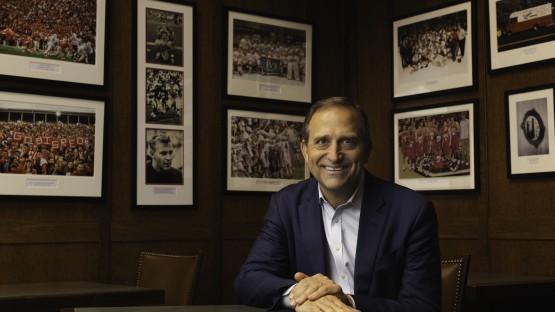 Josh Gully ’83 and partners build investment firm for ultra-wealthy ...