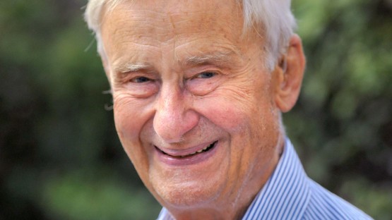Robert Pohl, innovator in condensed matter physics, dies at 94 | Cornell Chronicle