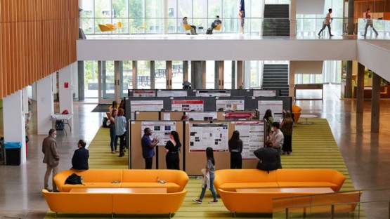 Biomed students mark milestone with first-ever lab coat ceremony ...