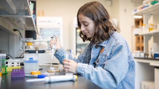 Undergrad publishes research on genetic information exchange | Cornell ...